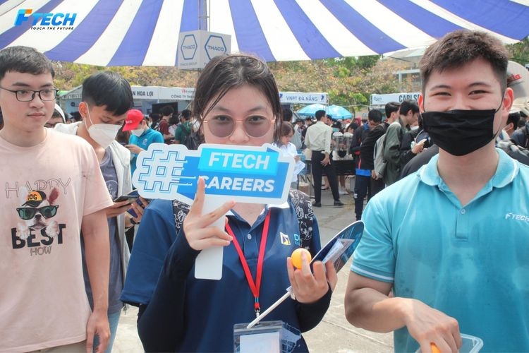 Công ty TNHH Công nghệ Gia đình FTECH | ftech.ai